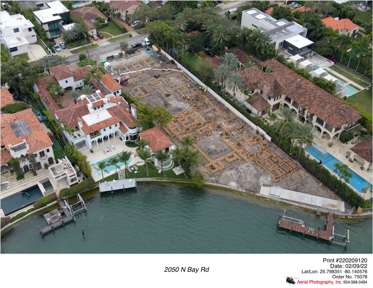 2050 N. Bay Road | Todd Michael Glaser